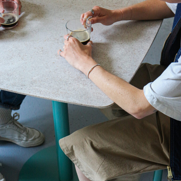 Table Cicero | Table design recyclée et personnalisable | Instead Mobilier